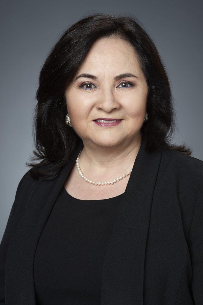 Monique Forster nominada a los 10 hiapanos más influyentes en Canadá ...