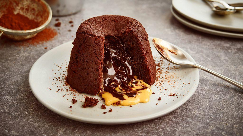 Receta de Volcán de chocolate y mantequilla de maní | Correo Canadiense